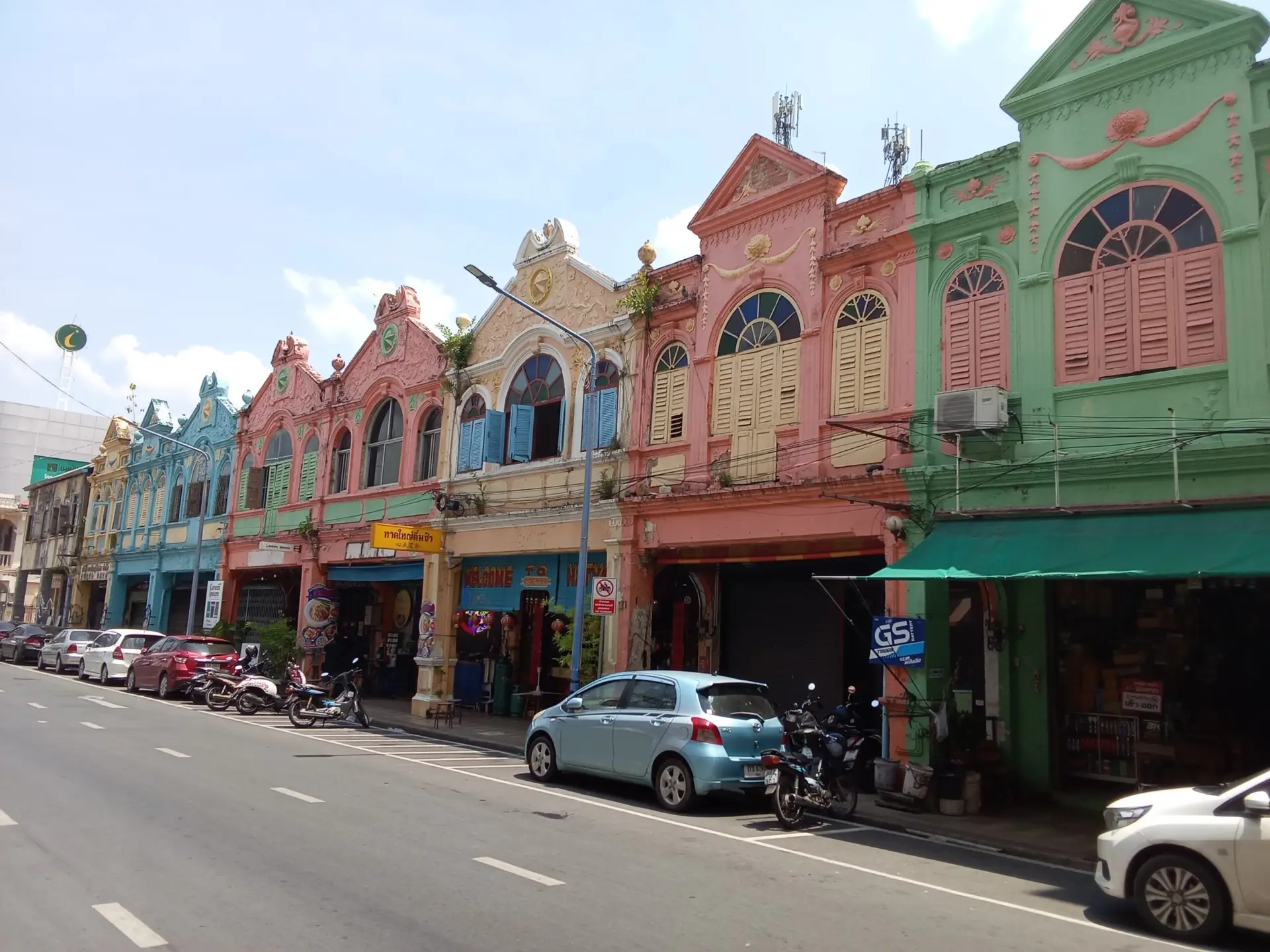 Gallery - Living in Southeast Asia